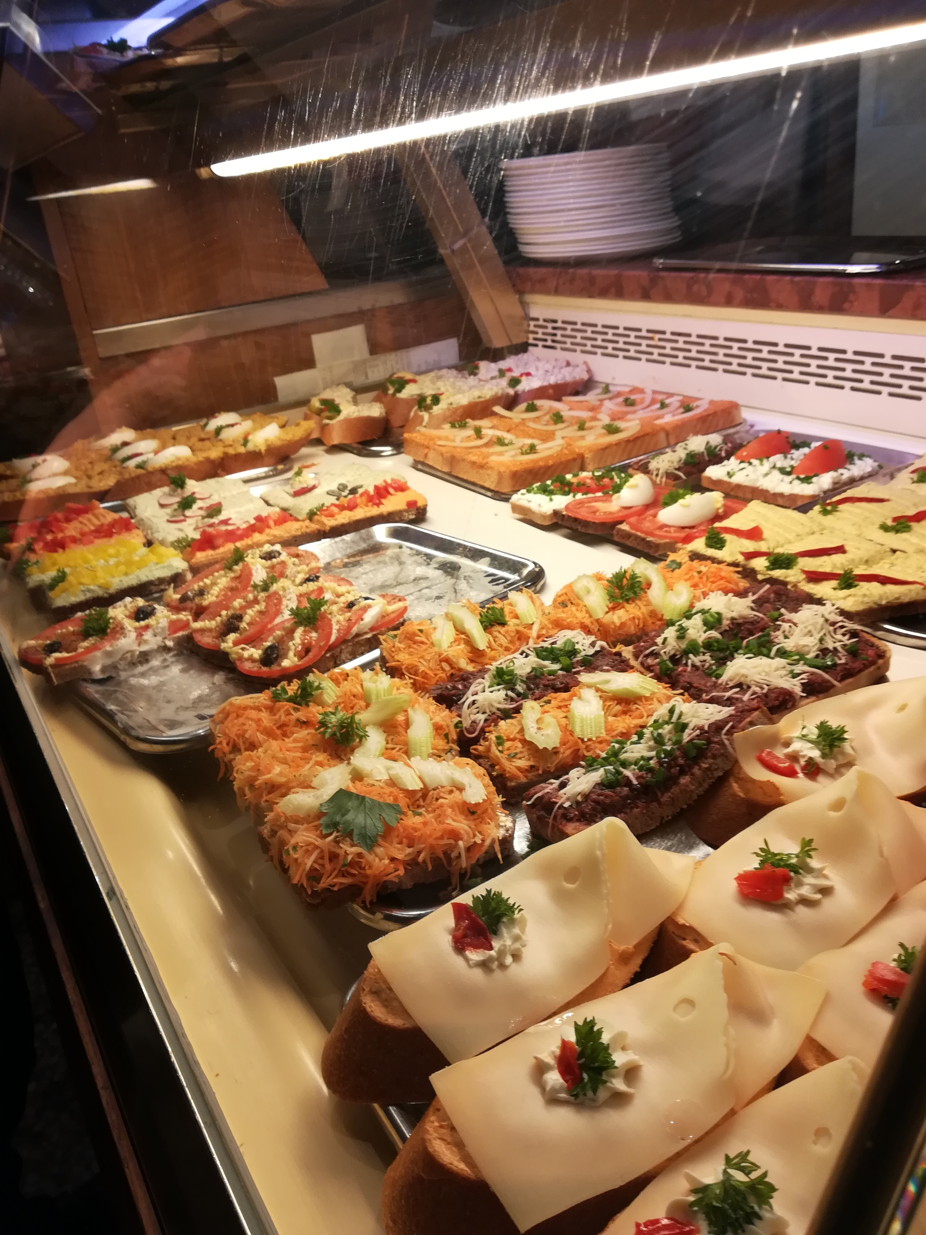 Frankowitsch, Graz – Essen. Trinken. Schlafen.